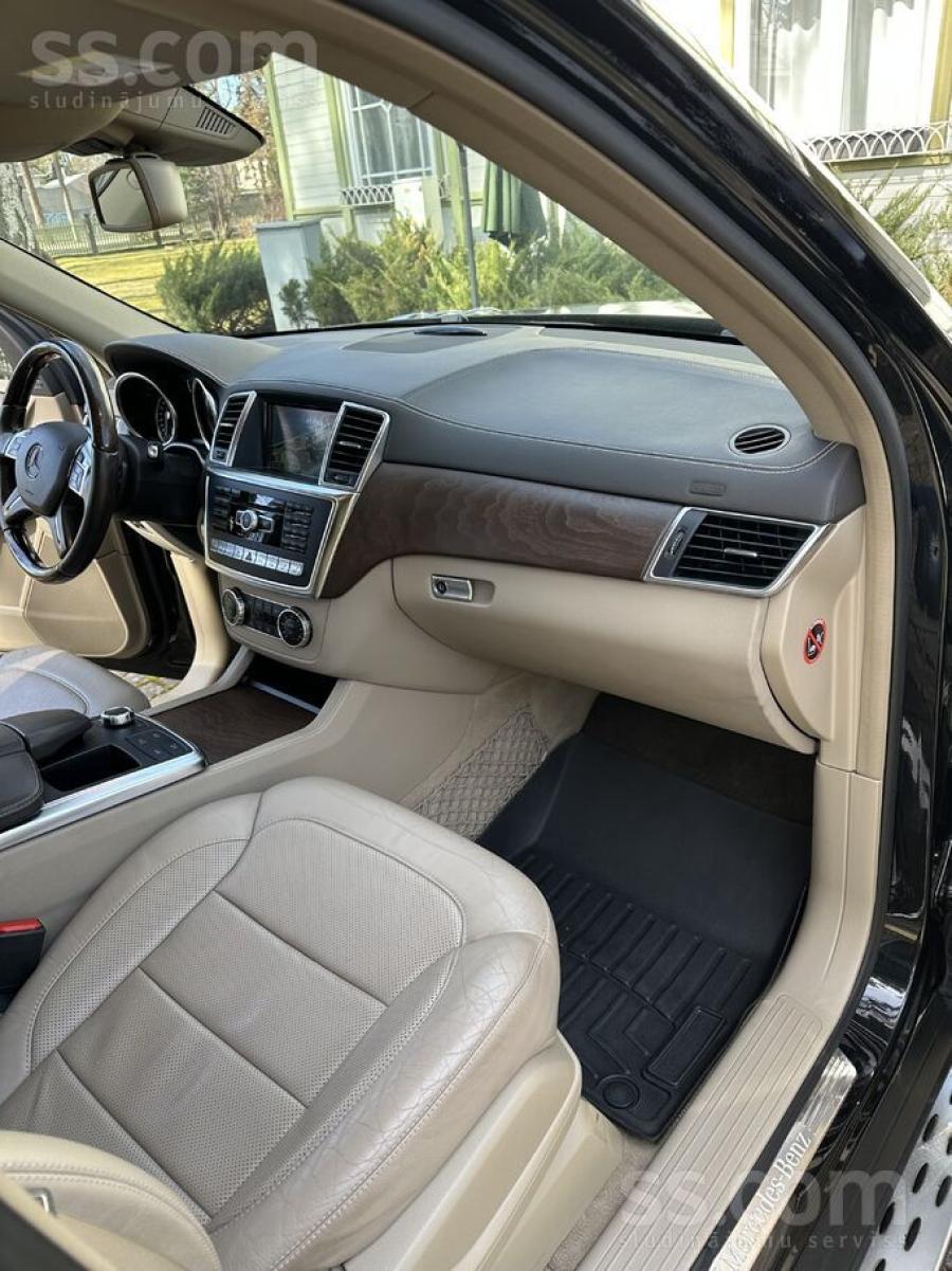 Melns Mercedes-Benz GL 350 2014 Jūrmala, ar dzinēja tilpumu 3.00 L un nobraukumu 0 tūkst. km par 17400 €, foto 19 vietnē AUTOMOTO.COM.LV