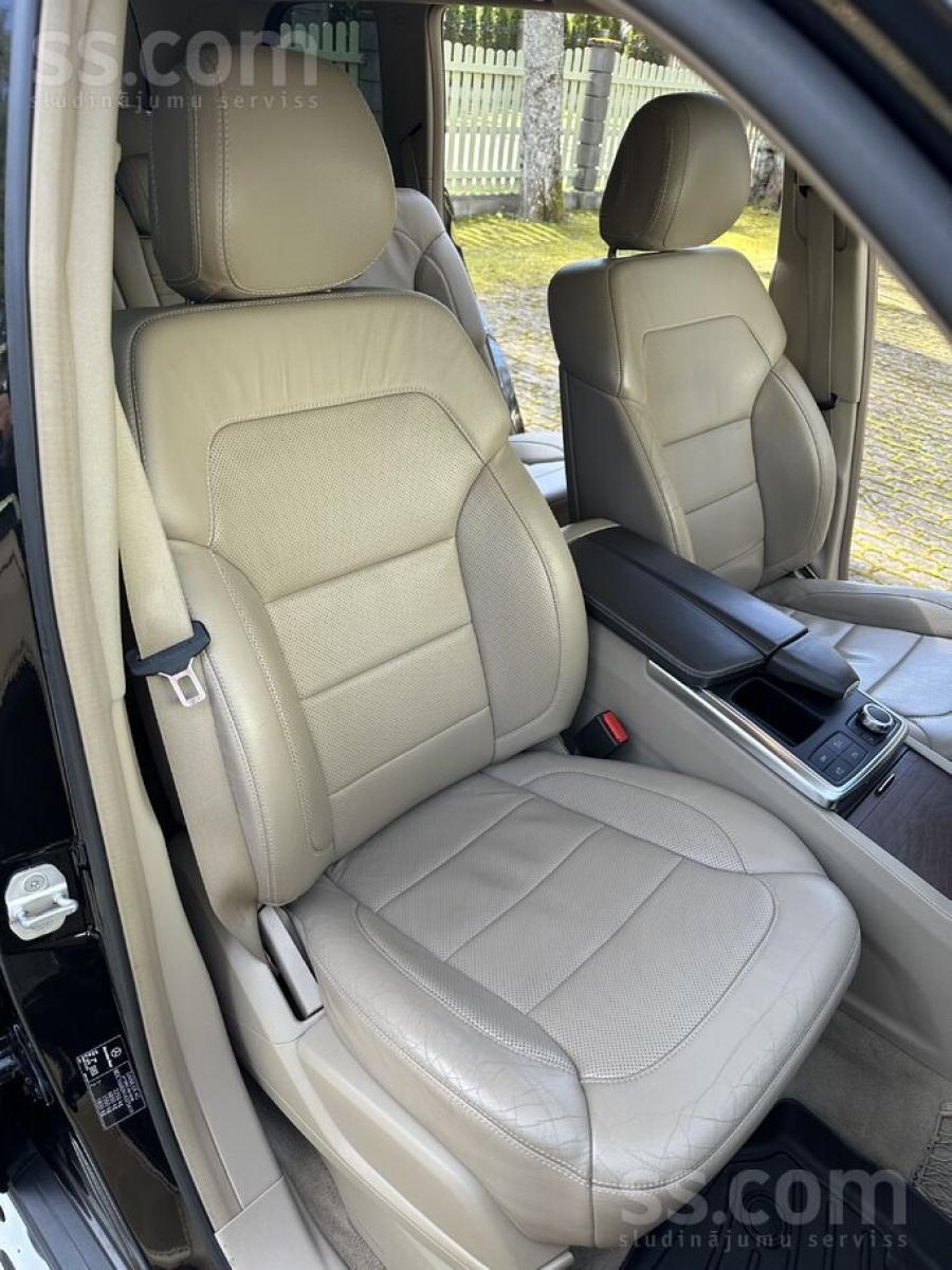 Melns Mercedes-Benz GL 350 2014 Jūrmala, ar dzinēja tilpumu 3.00 L un nobraukumu 0 tūkst. km par 17400 €, foto 20 vietnē AUTOMOTO.COM.LV