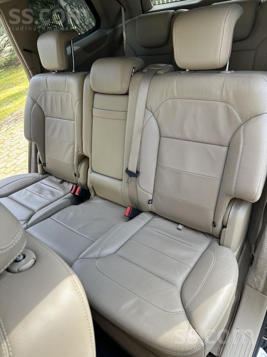 Melns Mercedes-Benz GL 350 2014 Jūrmala, ar dzinēja tilpumu 3.00 L un nobraukumu 0 tūkst. km par 17400 €, foto 23 vietnē AUTOMOTO.COM.LV