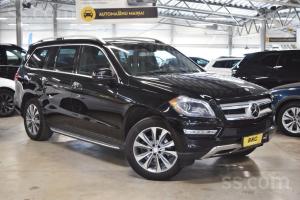 Melns Mercedes-Benz GL 350 2014 Rīga, ar dzinēja tilpumu 3.00 L un nobraukumu 106 tūkst. km par 18000 €, foto  vietnē AUTOMOTO.COM.LV