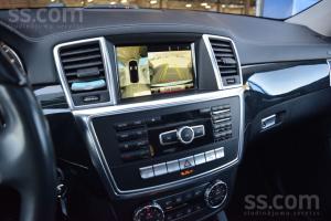Melns Mercedes-Benz GL 350 2014 Rīga, ar dzinēja tilpumu 3.00 L un nobraukumu 106 tūkst. km par 18000 €, foto 8 vietnē AUTOMOTO.COM.LV