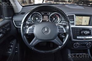 Melns Mercedes-Benz GL 350 2014 Rīga, ar dzinēja tilpumu 3.00 L un nobraukumu 106 tūkst. km par 18000 €, foto 11 vietnē AUTOMOTO.COM.LV