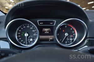Melns Mercedes-Benz GL 350 2014 Rīga, ar dzinēja tilpumu 3.00 L un nobraukumu 106 tūkst. km par 18000 €, foto 12 vietnē AUTOMOTO.COM.LV