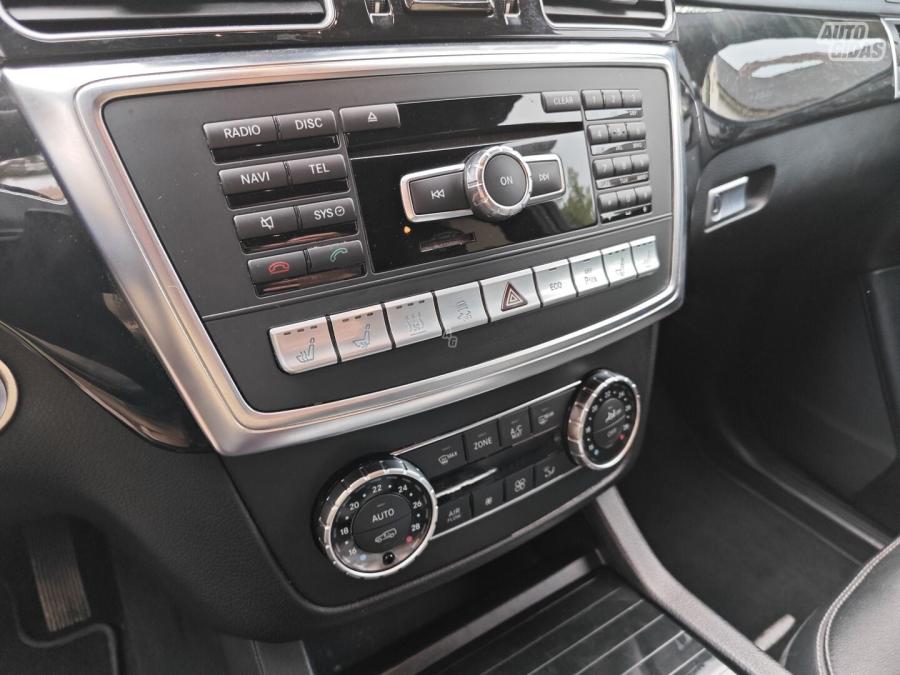 Melns Mercedes-Benz GL 350 2014 Marijampole, ar dzinēja tilpumu 3.00 L un nobraukumu 275 tūkst. km par 25000 €, foto 14 vietnē AUTOMOTO.COM.LV
