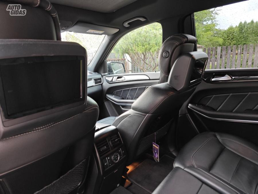 Melns Mercedes-Benz GL 350 2014 Marijampole, ar dzinēja tilpumu 3.00 L un nobraukumu 275 tūkst. km par 25000 €, foto 18 vietnē AUTOMOTO.COM.LV