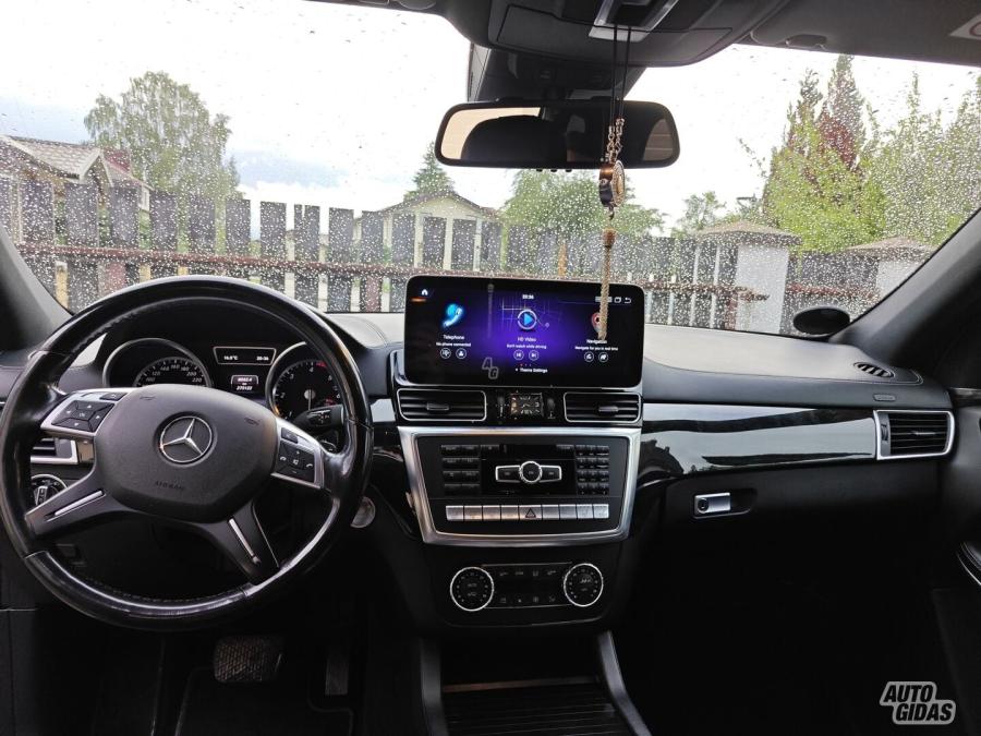 Melns Mercedes-Benz GL 350 2014 Marijampole, ar dzinēja tilpumu 3.00 L un nobraukumu 275 tūkst. km par 25000 €, foto 21 vietnē AUTOMOTO.COM.LV