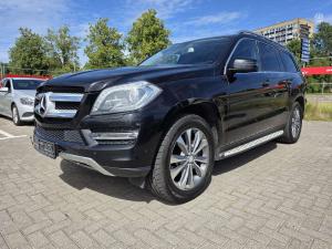 Black Mercedes-Benz GL 350 2014 in Vilnius, with an engine capacity of 2.99 L and mileage of 170 thousand km for 17900 €, photo 4 on AUTOMOTO.COM.LV