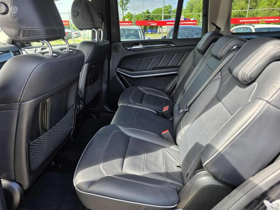 Black Mercedes-Benz GL 350 2014 in Vilnius, with an engine capacity of 2.99 L and mileage of 170 thousand km for 17900 €, photo 11 on AUTOMOTO.COM.LV