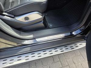 Black Mercedes-Benz GL 350 2014 in Vilnius, with an engine capacity of 2.99 L and mileage of 170 thousand km for 17900 €, photo 14 on AUTOMOTO.COM.LV