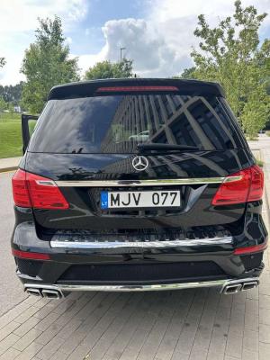 Black Mercedes-Benz GL 350 2014 in Vilnius, with an engine capacity of 2.99 L and mileage of 297 thousand km for 20200 €, photo 7 on AUTOMOTO.COM.LV