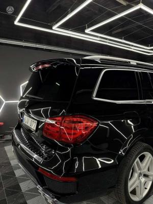 Black Mercedes-Benz GL 350 2014 in Vilnius, with an engine capacity of 2.99 L and mileage of 297 thousand km for 20200 €, photo 22 on AUTOMOTO.COM.LV