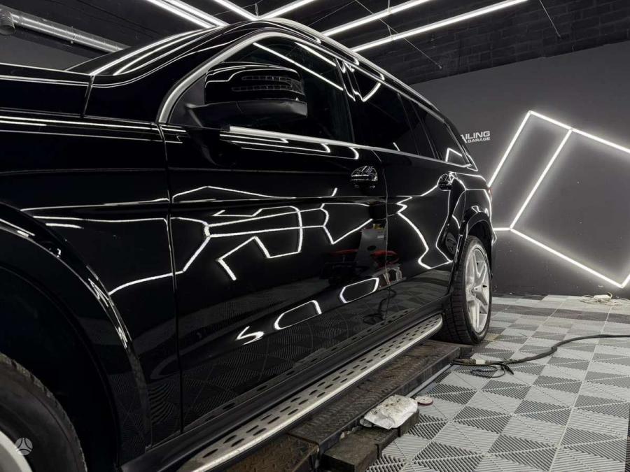 Black Mercedes-Benz GL 350 2014 in Vilnius, with an engine capacity of 2.99 L and mileage of 297 thousand km for 20200 €, photo 23 on AUTOMOTO.COM.LV
