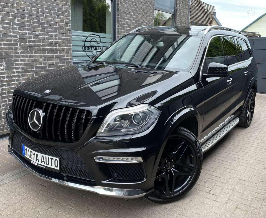 Black Mercedes-Benz GL 350 2014 in Marijampole, with an engine capacity of 2.99 L and mileage of 328 thousand km for 22450 €, photo 12 on AUTOMOTO.COM.LV