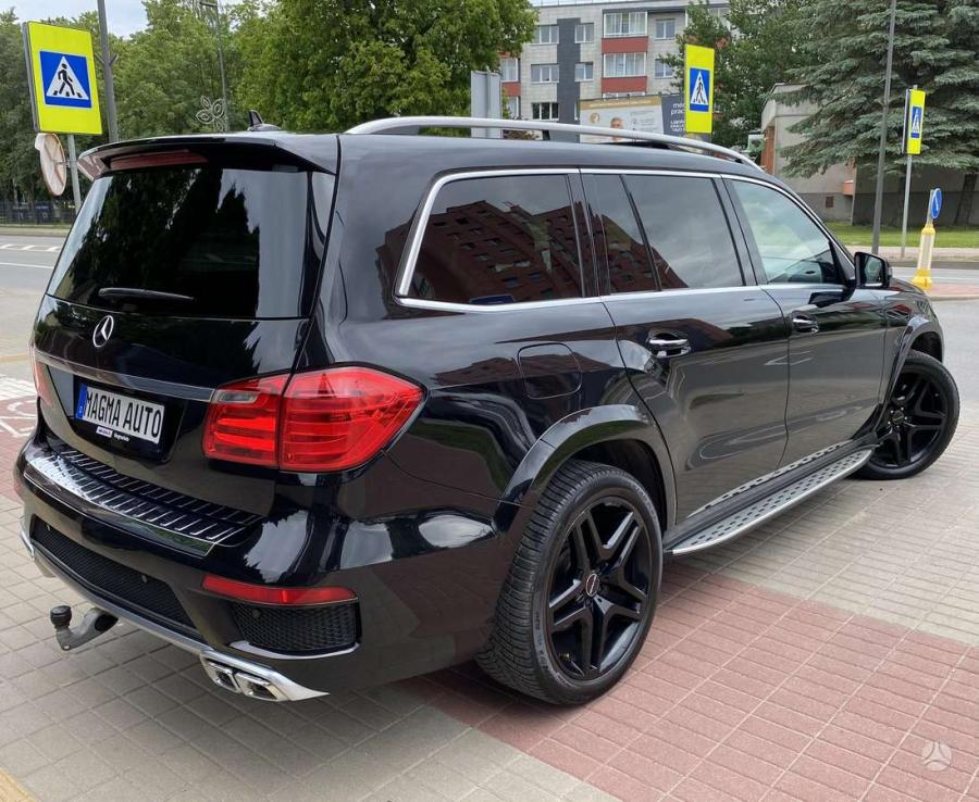 Black Mercedes-Benz GL 350 2014 in Marijampole, with an engine capacity of 2.99 L and mileage of 328 thousand km for 22450 €, photo 15 on AUTOMOTO.COM.LV