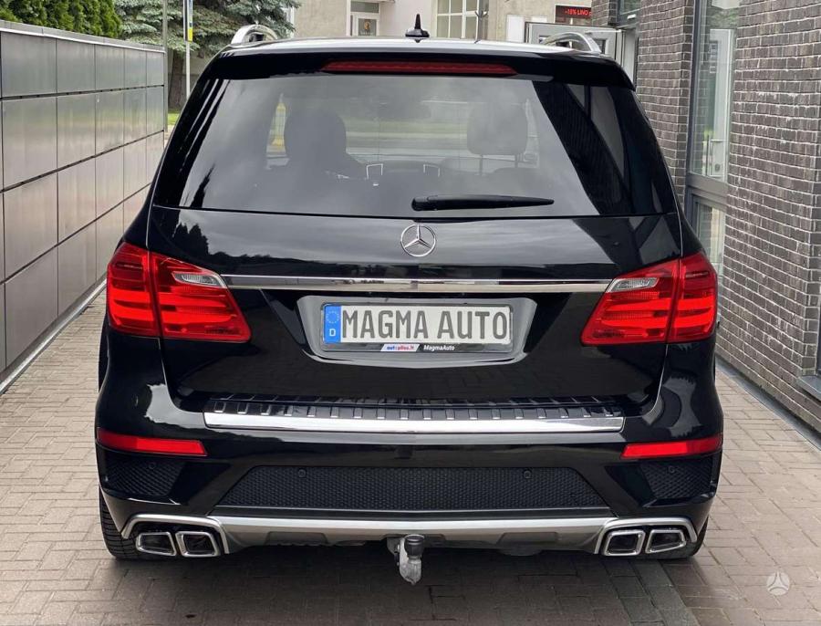 Black Mercedes-Benz GL 350 2014 in Marijampole, with an engine capacity of 2.99 L and mileage of 328 thousand km for 22450 €, photo 20 on AUTOMOTO.COM.LV