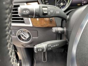 Black Mercedes-Benz GL 350 2014 in Marijampole, with an engine capacity of 2.99 L and mileage of 328 thousand km for 22450 €, photo 30 on AUTOMOTO.COM.LV