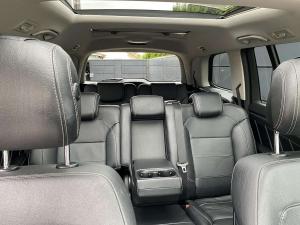 Black Mercedes-Benz GL 350 2014 in Marijampole, with an engine capacity of 2.99 L and mileage of 328 thousand km for 22450 €, photo 46 on AUTOMOTO.COM.LV