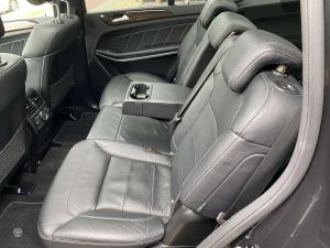 Black Mercedes-Benz GL 350 2014 in Marijampole, with an engine capacity of 2.99 L and mileage of 328 thousand km for 22450 €, photo 47 on AUTOMOTO.COM.LV