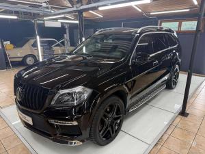 Black Mercedes-Benz GL 350 2014 in Marijampole, with an engine capacity of 2.99 L and mileage of 328 thousand km for 22450 €, photo 57 on AUTOMOTO.COM.LV