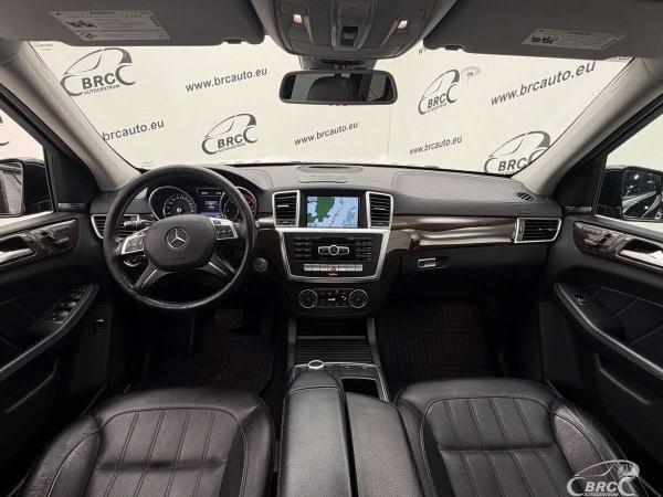 Melns Mercedes-Benz GL 350 2015 Viļņa, ar dzinēja tilpumu 2.99 L un nobraukumu 215 tūkst. km par 18900 €, foto 4 vietnē AUTOMOTO.COM.LV