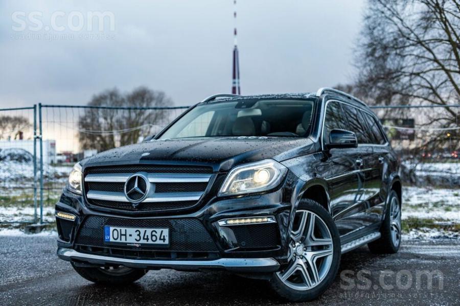 Melns Mercedes-Benz GL 350 2015 Rīga, ar dzinēja tilpumu 3.00 L un nobraukumu 280 tūkst. km par 25000 €, foto 1 vietnē AUTOMOTO.COM.LV