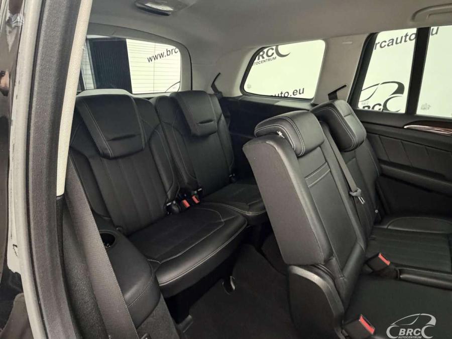 Melns Mercedes-Benz GL 350 2015 Viļņa, ar dzinēja tilpumu 2.99 L un nobraukumu 215 tūkst. km par 17900 €, foto 16 vietnē AUTOMOTO.COM.LV