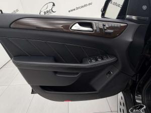 Melns Mercedes-Benz GL 350 2015 Viļņa, ar dzinēja tilpumu 2.99 L un nobraukumu 215 tūkst. km par 17900 €, foto 24 vietnē AUTOMOTO.COM.LV