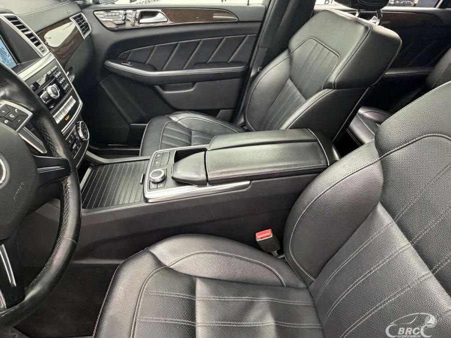 Melns Mercedes-Benz GL 350 2015 Viļņa, ar dzinēja tilpumu 2.99 L un nobraukumu 215 tūkst. km par 17900 €, foto 28 vietnē AUTOMOTO.COM.LV