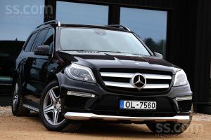 Black Mercedes-Benz GL 350 2015 in Tukums, with an engine capacity of 3.00 L and mileage of 263 thousand km for 18000 €, photo  on AUTOMOTO.COM.LV