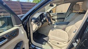 Melns Mercedes-Benz GL 350 2015 Klaipėda, ar dzinēja tilpumu 2.99 L un nobraukumu 170 tūkst. km par 24900 €, foto 4 vietnē AUTOMOTO.COM.LV