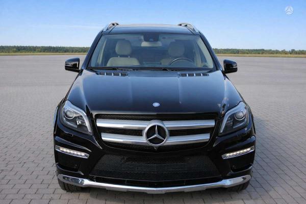 Melns Mercedes-Benz GL 350 2015 Klaipėda, ar dzinēja tilpumu 2.99 L un nobraukumu 170 tūkst. km par 24900 €, foto 8 vietnē AUTOMOTO.COM.LV