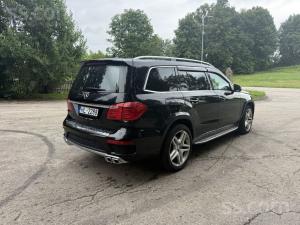 Melns Mercedes-Benz GL 350 2015 Aizkraukle, ar dzinēja tilpumu 3.00 L un nobraukumu 0 tūkst. km par 22700 €, foto 4 vietnē AUTOMOTO.COM.LV
