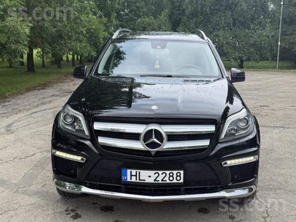 Черный Мерседес ГЛ 350 2015 в Айзкраукле, объемом двигателя 3.00 л и пробегом 0 тыс. км за 22700 €, фото 4 на AUTOMOTO.COM.LV