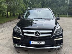 Melns Mercedes-Benz GL 350 2015 Aizkraukle, ar dzinēja tilpumu 3.00 L un nobraukumu 0 tūkst. km par 22700 €, foto 5 vietnē AUTOMOTO.COM.LV