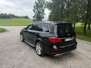 Melns Mercedes-Benz GL 350 2015 Aizkraukle, ar dzinēja tilpumu 3.00 L un nobraukumu 0 tūkst. km par 22700 €, foto 7 vietnē AUTOMOTO.COM.LV