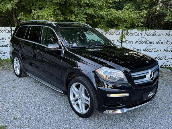 Black Mercedes-Benz GL 350 2015 in Vilnius, with an engine capacity of 2.99 L and mileage of 180 thousand km for 19000 €, photo 4 on AUTOMOTO.COM.LV