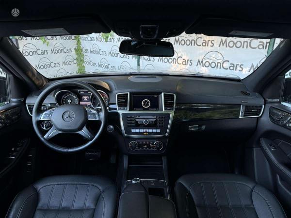 Black Mercedes-Benz GL 350 2015 in Vilnius, with an engine capacity of 2.99 L and mileage of 180 thousand km for 19000 €, photo 11 on AUTOMOTO.COM.LV