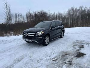 Черный Мерседес ГЛ 350 2015 в Вильнюс, объемом двигателя 2.99 л и пробегом 187 тыс. км за 18999 €, фото 27 на AUTOMOTO.COM.LV