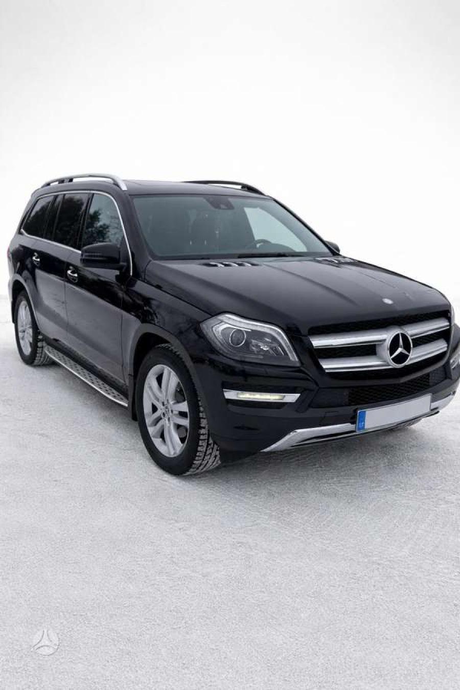 Melns Mercedes-Benz GL 350 2016 Kauņa, ar dzinēja tilpumu 2.99 L un nobraukumu 305 tūkst. km par 12500 €, foto 1 vietnē AUTOMOTO.COM.LV