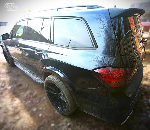 Zils Mercedes-Benz GL 350 2013 Viļņa, ar dzinēja tilpumu 3.00 L un nobraukumu 28 tūkst. km par 21370 €, foto 5 vietnē AUTOMOTO.COM.LV