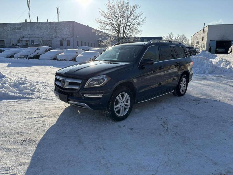 Zils Mercedes-Benz GL 350 2014 Šauļi, ar dzinēja tilpumu 2.99 L un nobraukumu 127 tūkst. km par 9850 €, foto 2 vietnē AUTOMOTO.COM.LV