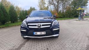 Zils Mercedes-Benz GL 350 2014 Rīga, ar dzinēja tilpumu 3.00 L un nobraukumu 304 tūkst. km par 16900 €, foto 4 vietnē AUTOMOTO.COM.LV