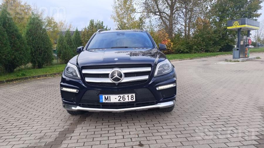 Zils Mercedes-Benz GL 350 2014 Rīga, ar dzinēja tilpumu 3.00 L un nobraukumu 304 tūkst. km par 16900 €, foto 4 vietnē AUTOMOTO.COM.LV