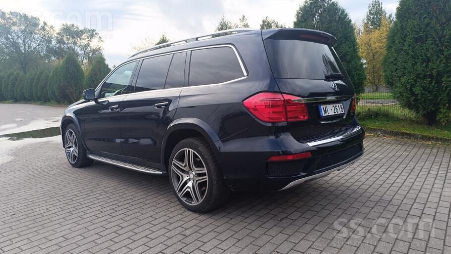 Zils Mercedes-Benz GL 350 2014 Rīga, ar dzinēja tilpumu 3.00 L un nobraukumu 304 tūkst. km par 16900 €, foto 6 vietnē AUTOMOTO.COM.LV