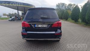 Zils Mercedes-Benz GL 350 2014 Rīga, ar dzinēja tilpumu 3.00 L un nobraukumu 304 tūkst. km par 16900 €, foto 7 vietnē AUTOMOTO.COM.LV