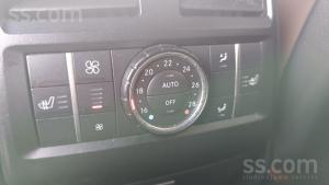 Zils Mercedes-Benz GL 350 2014 Rīga, ar dzinēja tilpumu 3.00 L un nobraukumu 304 tūkst. km par 16900 €, foto 11 vietnē AUTOMOTO.COM.LV