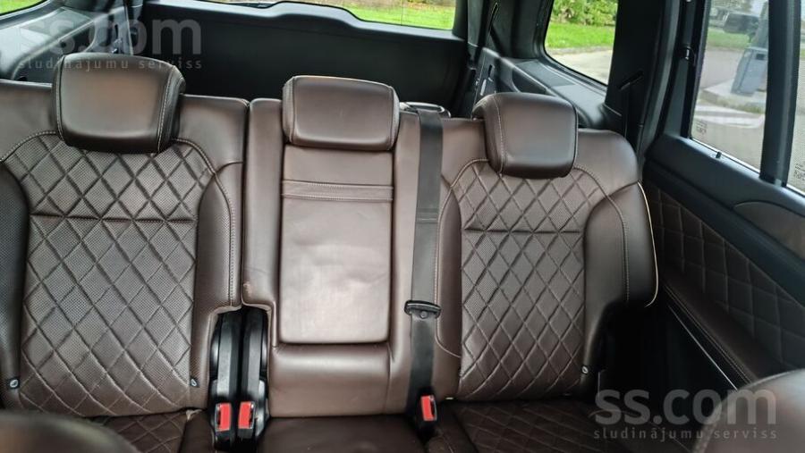 Zils Mercedes-Benz GL 350 2014 Rīga, ar dzinēja tilpumu 3.00 L un nobraukumu 304 tūkst. km par 16900 €, foto 16 vietnē AUTOMOTO.COM.LV