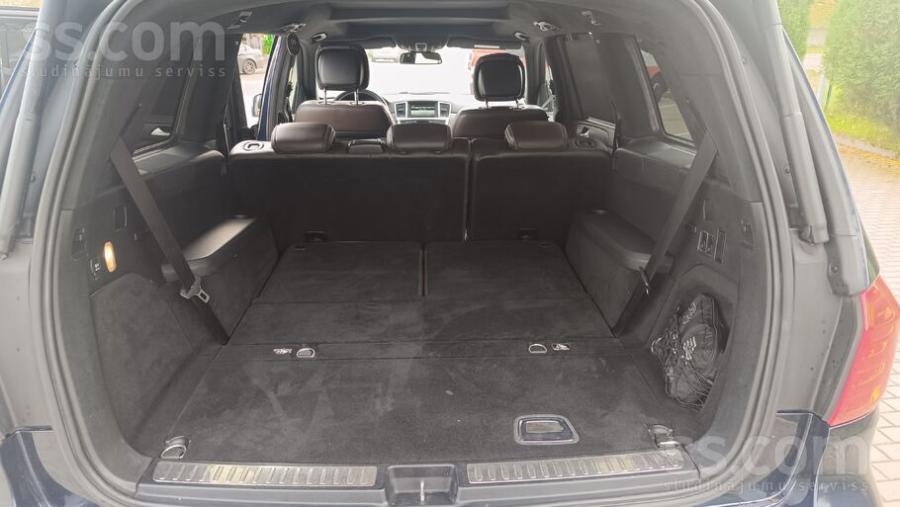 Zils Mercedes-Benz GL 350 2014 Rīga, ar dzinēja tilpumu 3.00 L un nobraukumu 304 tūkst. km par 16900 €, foto 17 vietnē AUTOMOTO.COM.LV