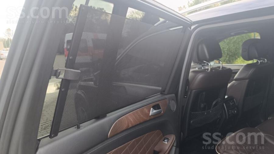 Zils Mercedes-Benz GL 350 2014 Rīga, ar dzinēja tilpumu 3.00 L un nobraukumu 304 tūkst. km par 16900 €, foto 19 vietnē AUTOMOTO.COM.LV