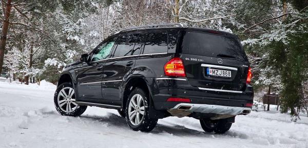 Brūns Mercedes-Benz GL 350 2011 Viļņa, ar dzinēja tilpumu 2.99 L un nobraukumu 123 tūkst. km par 16900 €, foto 7 vietnē AUTOMOTO.COM.LV